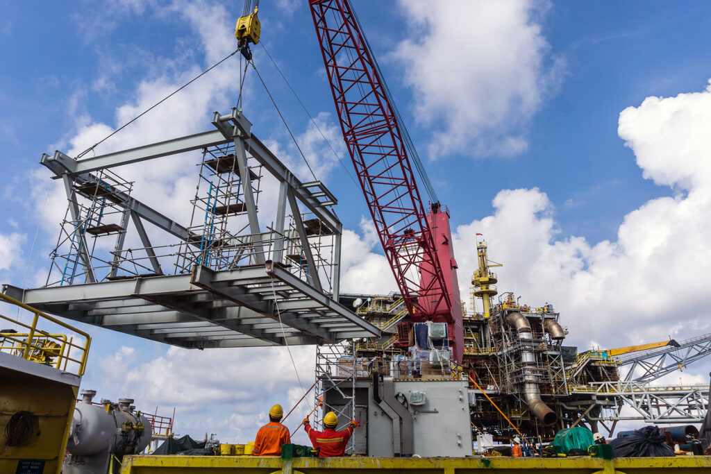 THE VALUE OF RIGGING TRAINING: CERTIFICATION PROGRAMS AND WHAT TO LOOK ...